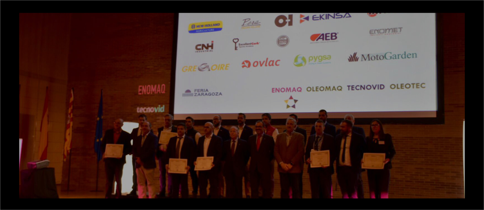 O-I : EXPRESSIONS wins “Technical Novelty” award at ENOMAQ… | O-I